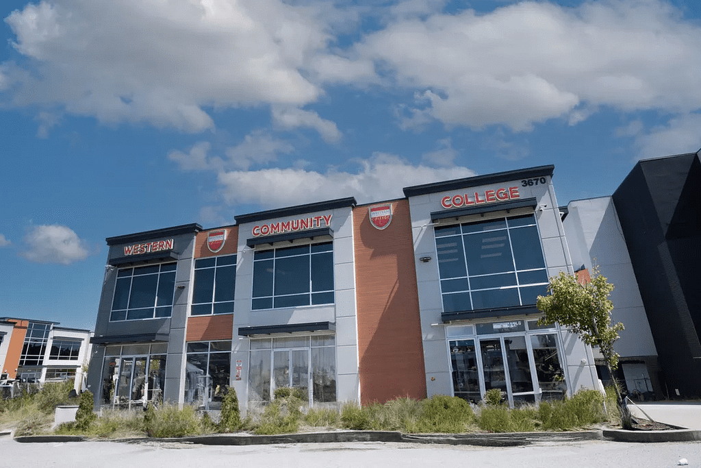 Study in Canada – Private Pilot License + Commercial Pilot License (PPL ...